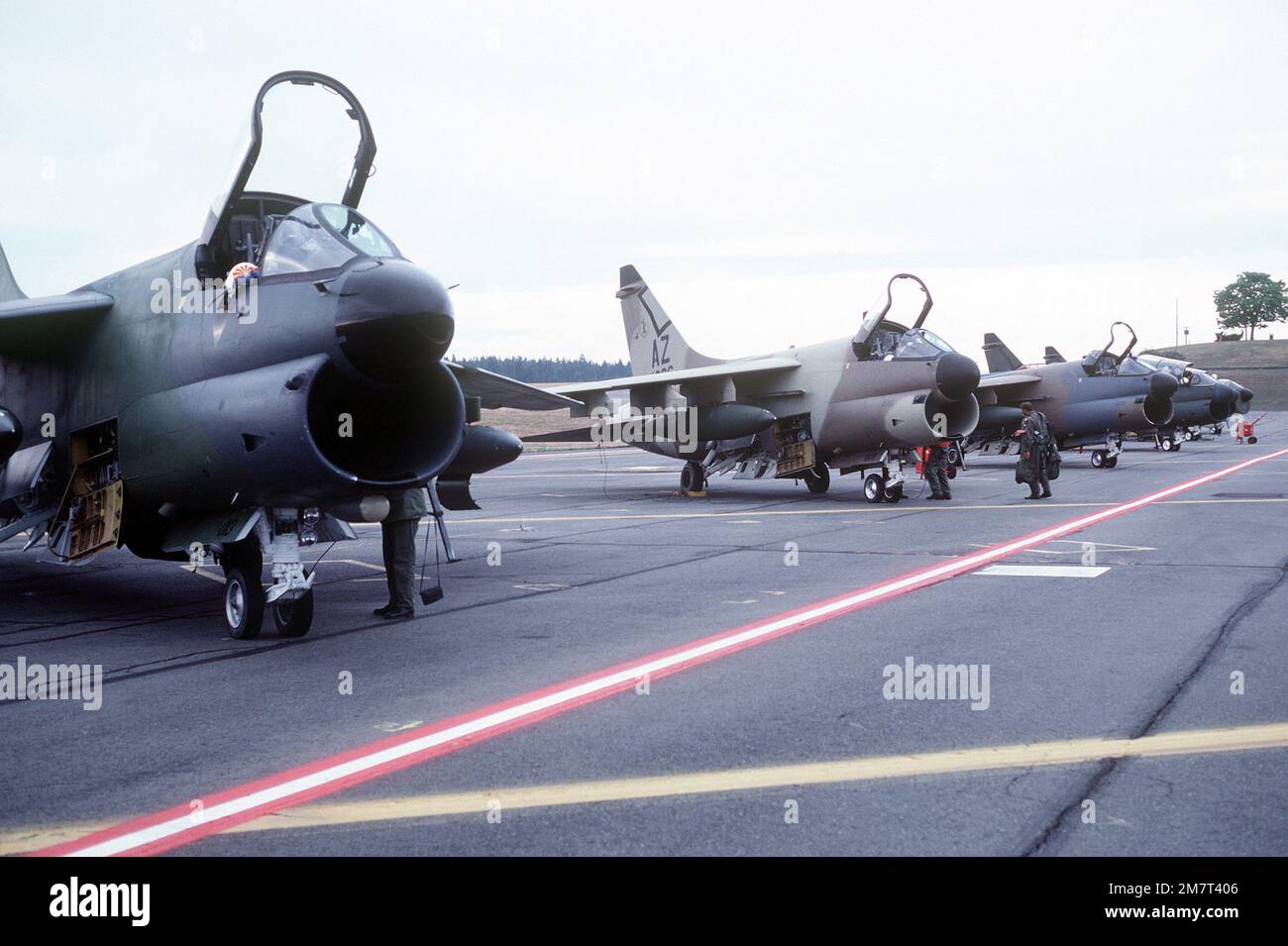 Arizona National Guard prepare their A-7D Corsair II aircraft for ...