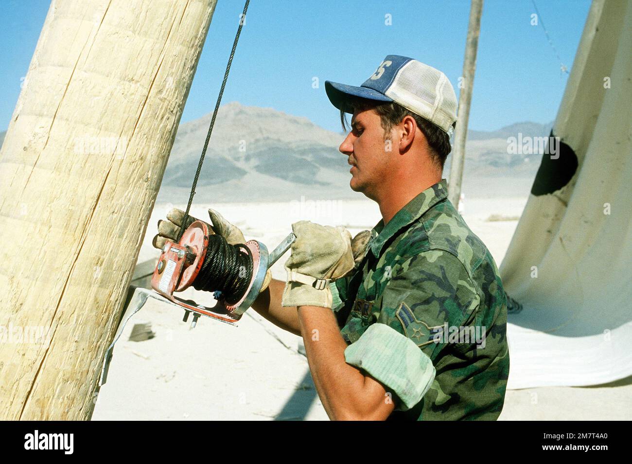 Teardown operation hi-res stock photography and images - Alamy