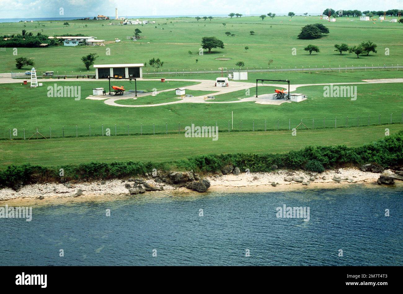 DN-ST-86-01455. Base: Wallace Air Station San Fernando Country ...