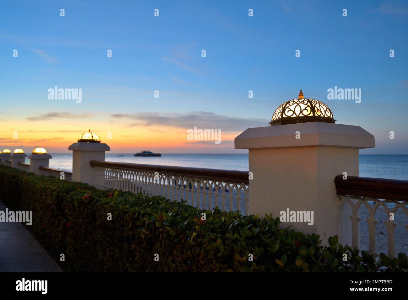 The luxury Park Hyatt hotel at the beachfront of the Stone Town (Unesco ...