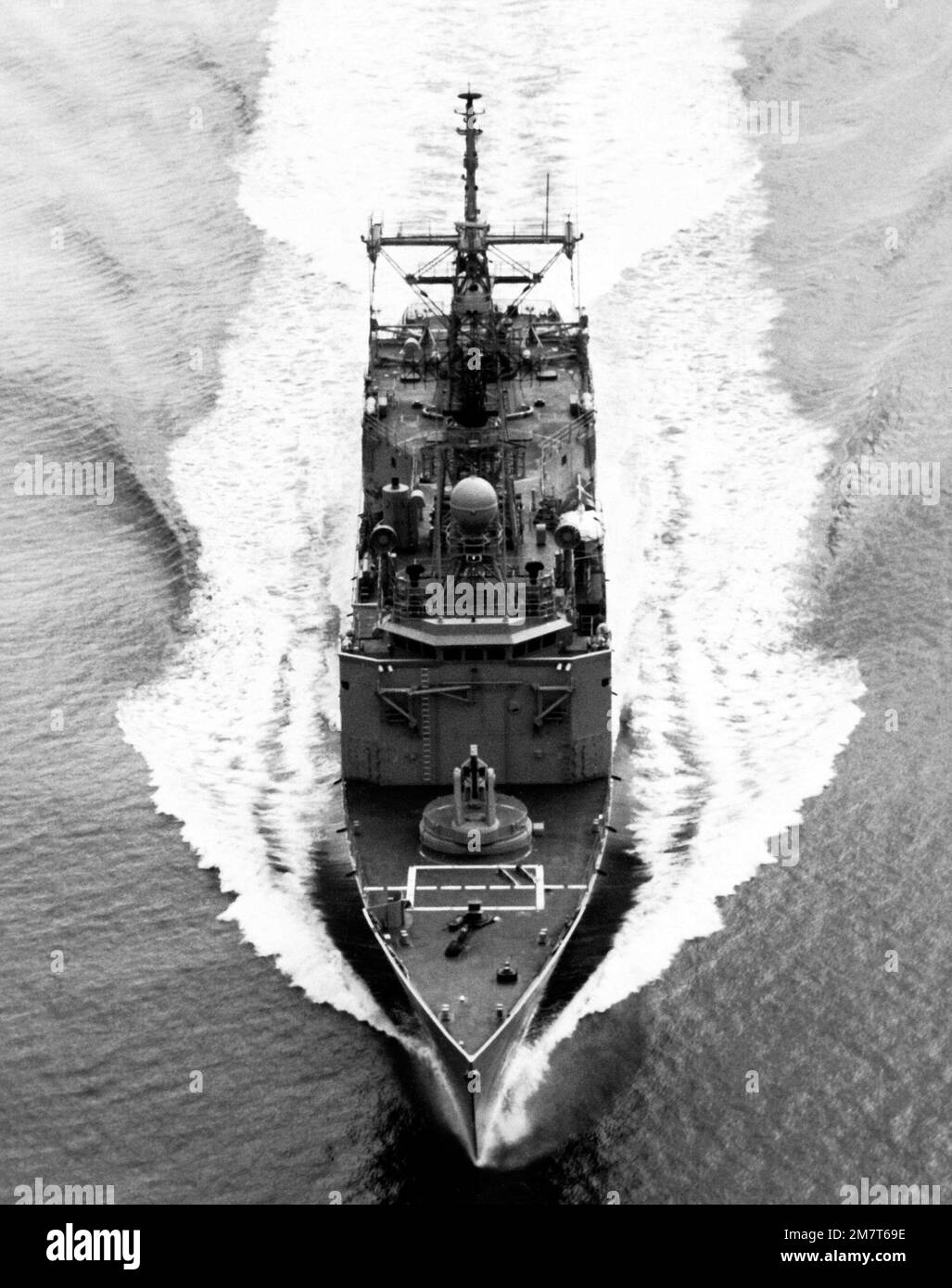 A bow view of the guided missile frigate FAHRION (FFG-22) underway. The ...