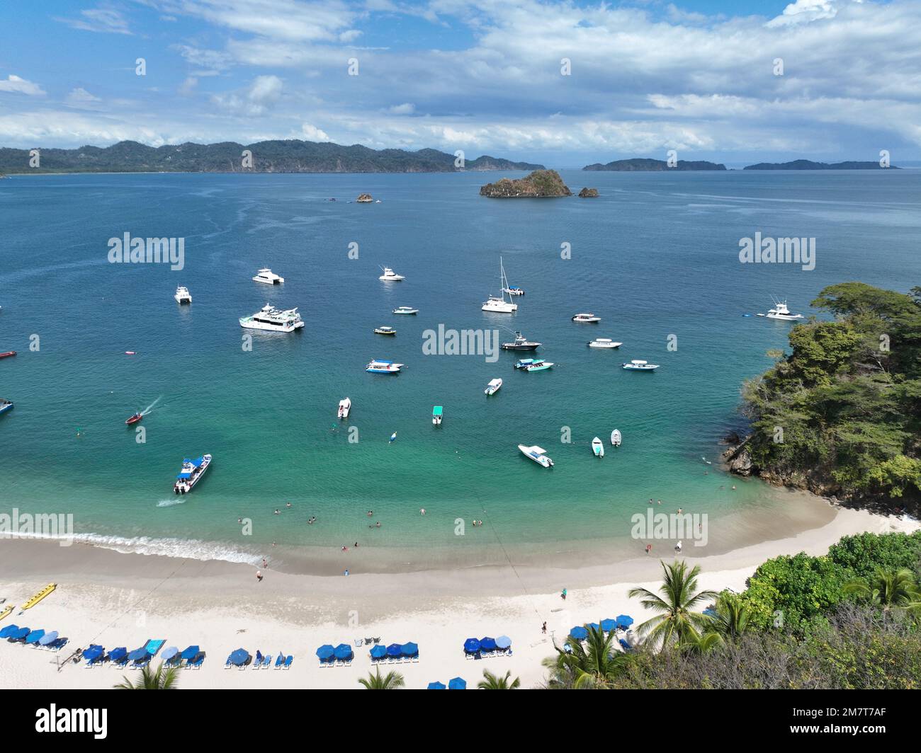 Isla tortuga costa rica hi-res stock photography and images - Alamy