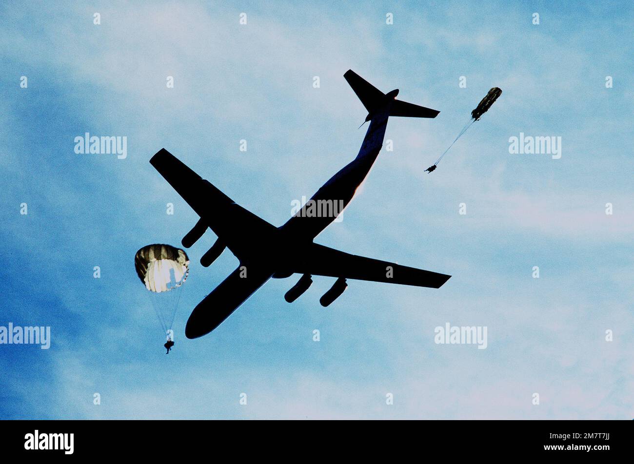 Bold eagle exercise hi-res stock photography and images - Alamy