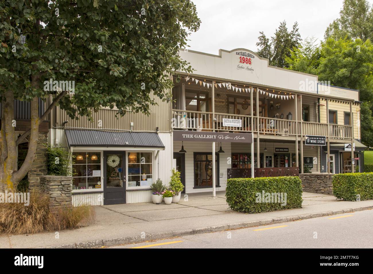 Arrowtown shops hi-res stock photography and images - Alamy