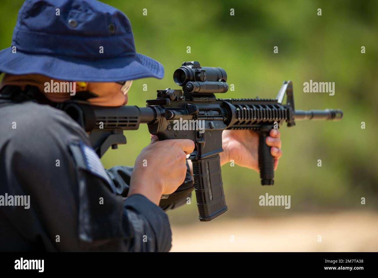 A Coast Guard Maritime Safety and Security New Orleans team member aims ...