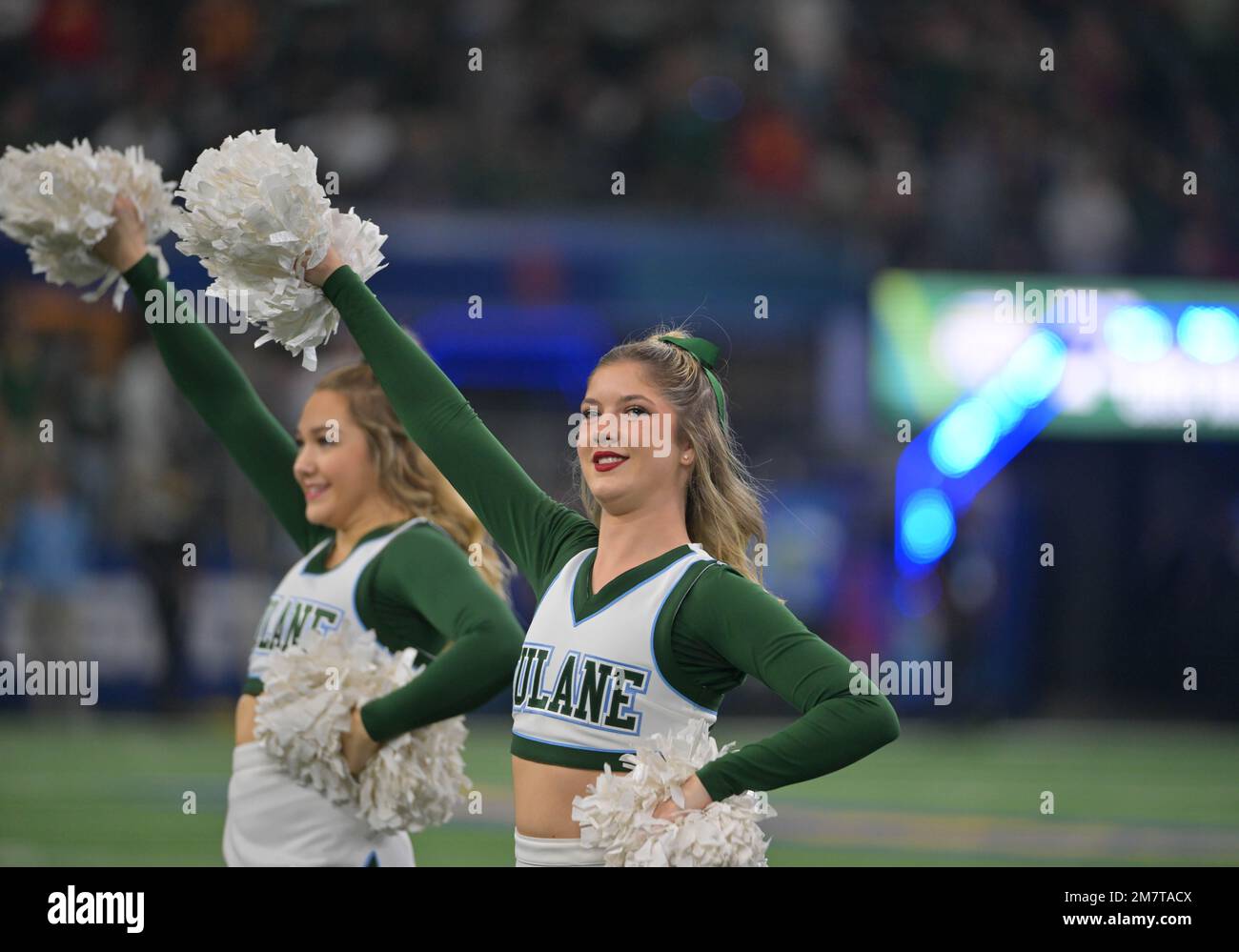 Arlington, Texas, USA. 2nd Jan, 2023. Tulane Green Wave cheerleaders ...