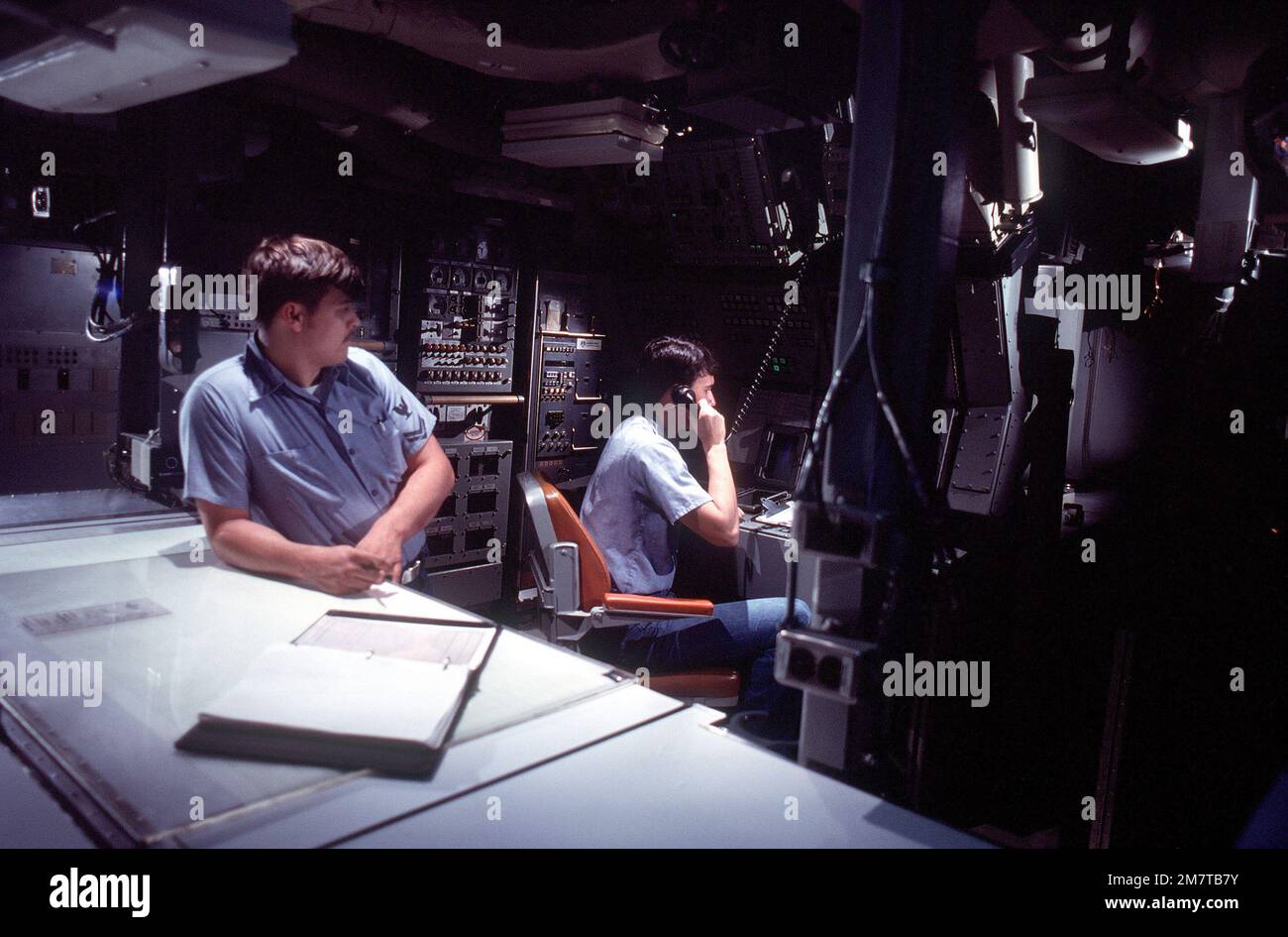 Electronics Technicians 2nd Class (Submarines) (ET2) (SS) Steven W ...