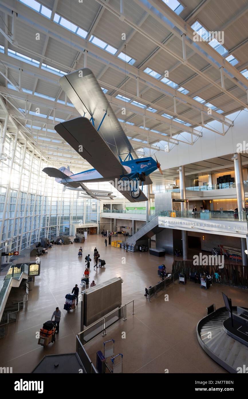 SeaTac, Washington, USA. 10th January, 2023. Passengers arrive at the ...