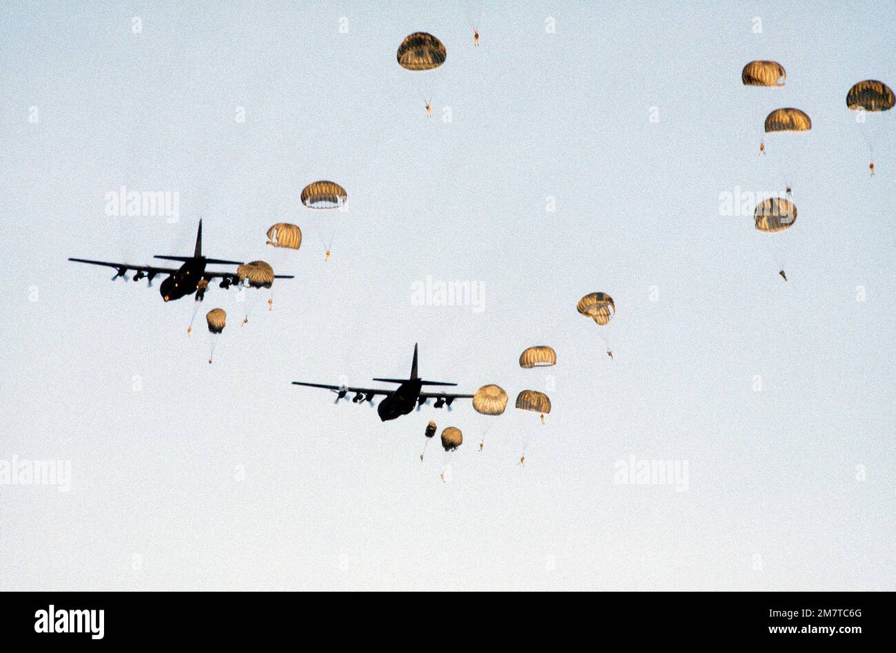 Sudanese and U.S. troops are dropped from C-130 Hercules aircraft ...