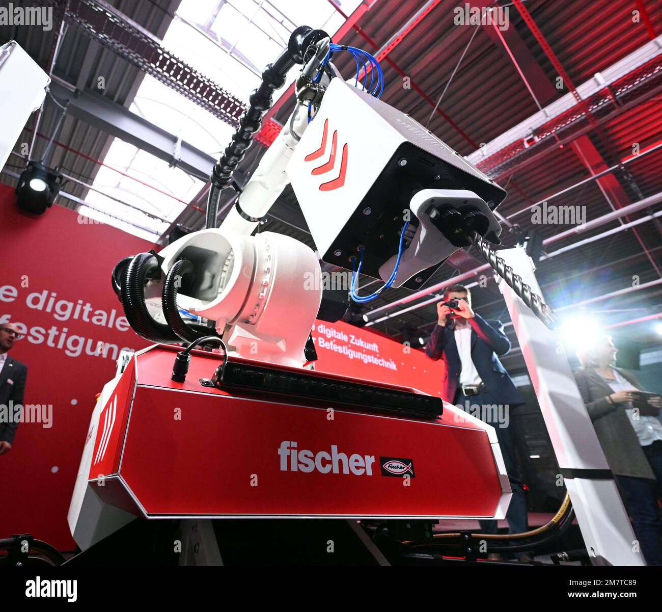 Waldachtal, Germany. 16th Nov, 2022. The BauBot is presented during a ...