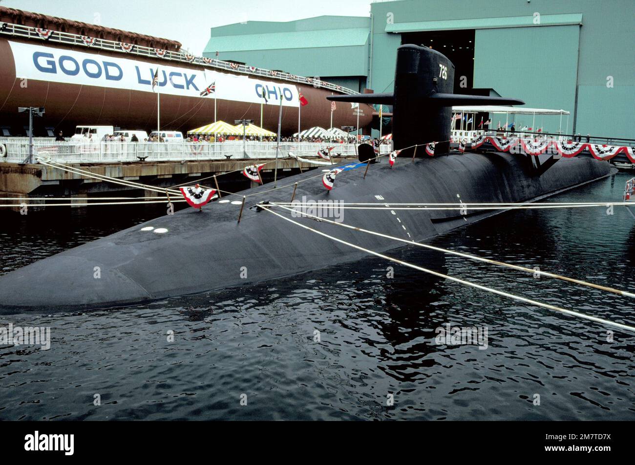 A port bow view of the nuclear-powered ballistic missile submarine USS ...