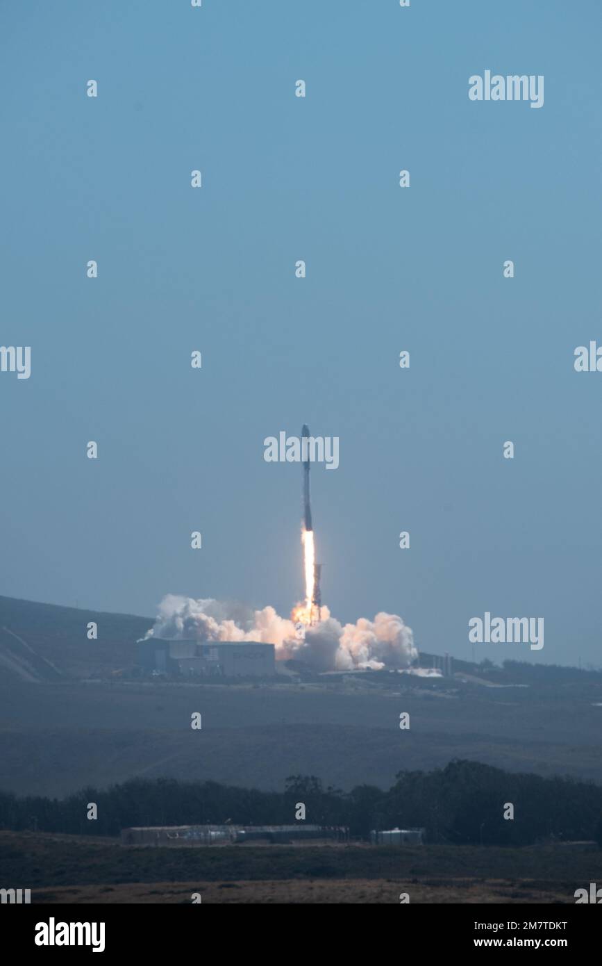 A SpaceX Falcon-9 rocket carrying a Starlink mission launches from ...