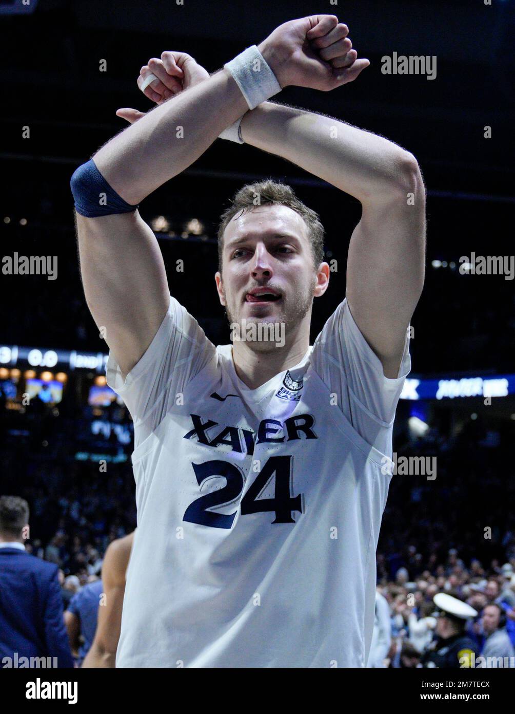 Xavier forward Jack Nunge (24) reacts after defeating UConn in an NCAA ...