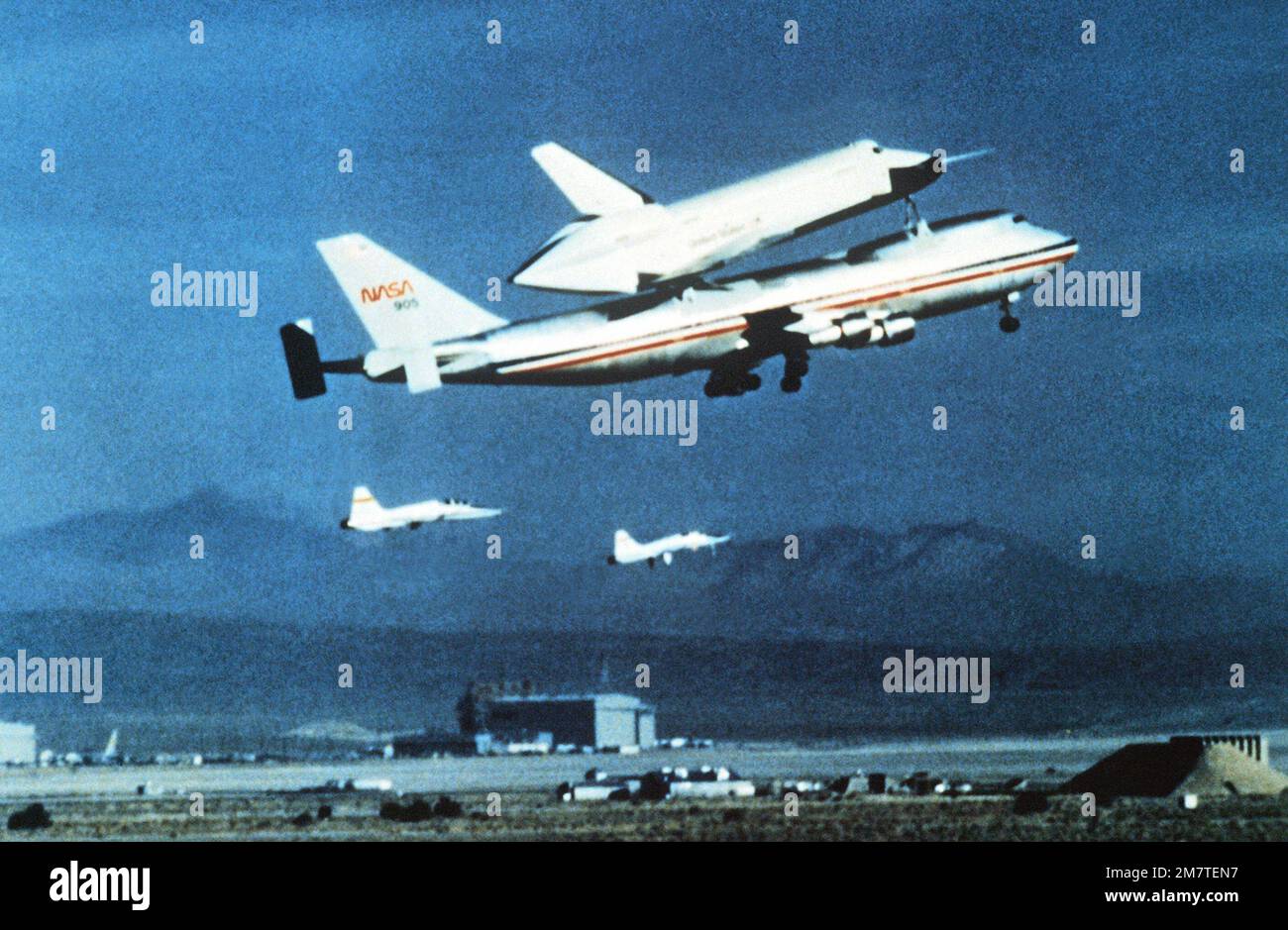 Right side view of the 747 Shuttle carrier aircraft carrying the ...