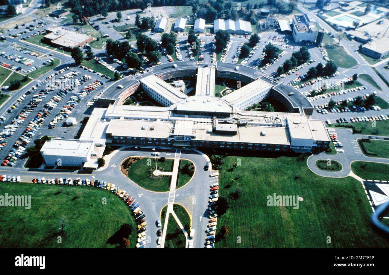 Aerial view of the Headquarters Air Force Systems Command. Base ...
