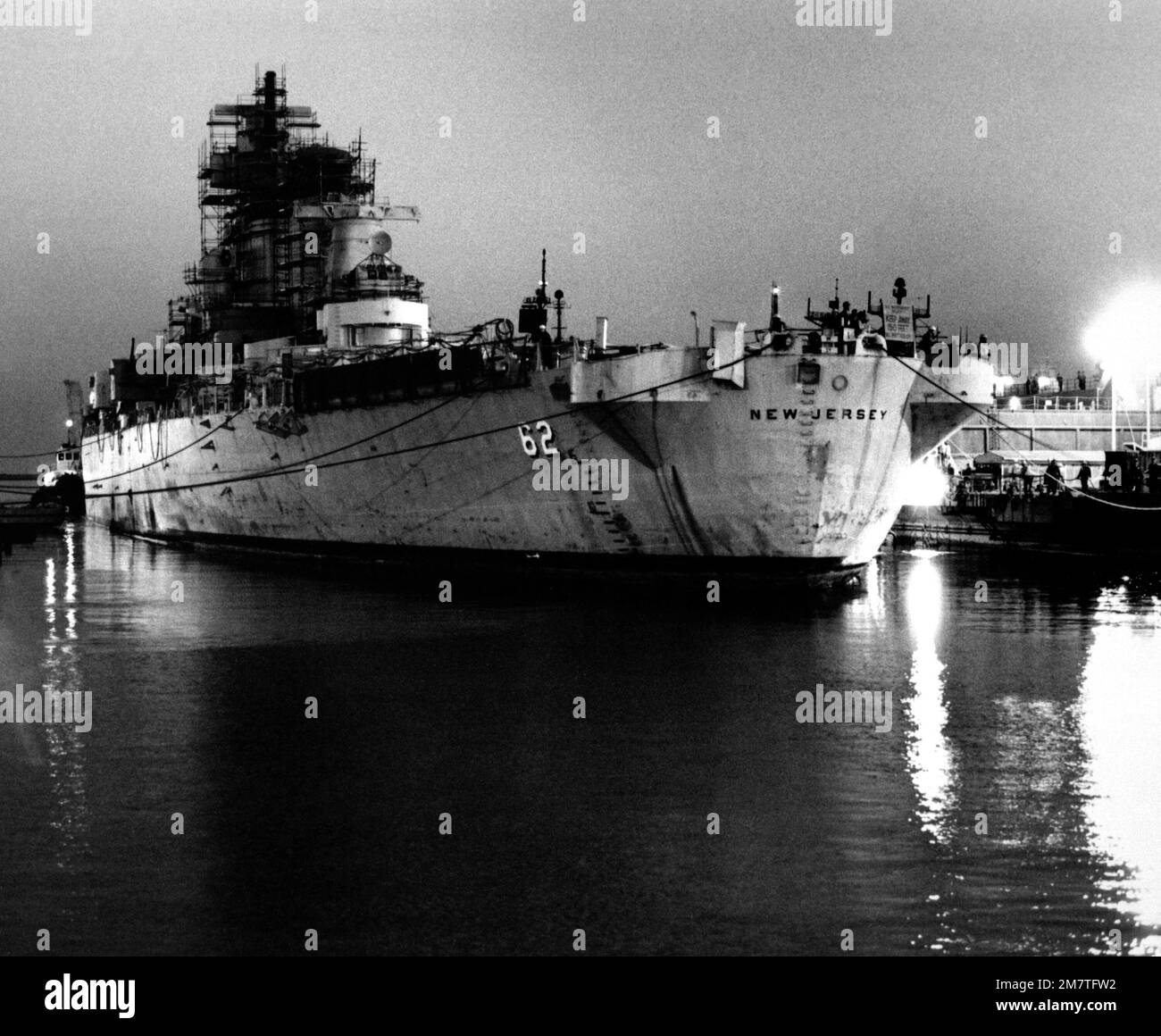 Long beach naval shipyard Black and White Stock Photos & Images - Alamy