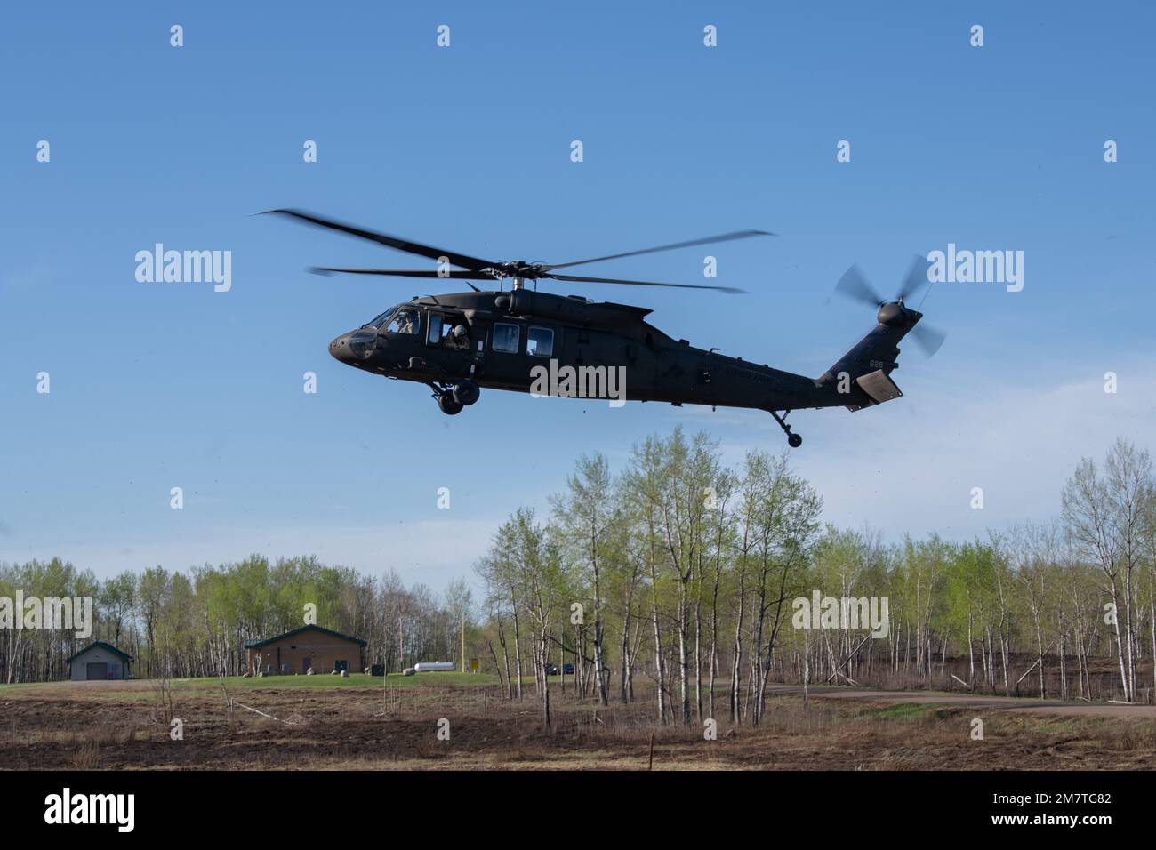 Five National Guard Soldiers competing in the Region IV Best Warrior ...