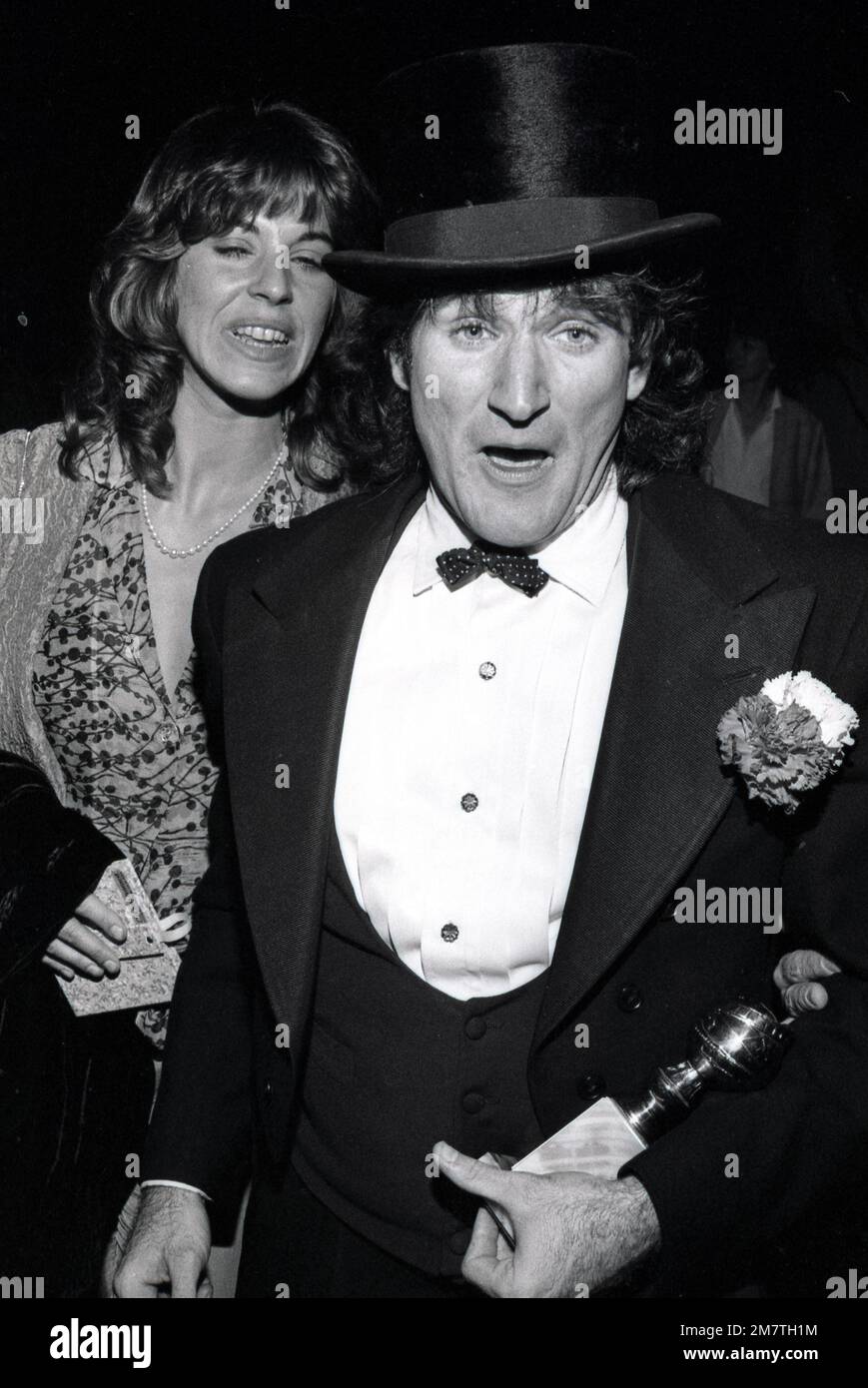 Robin Williams and Valerie Velardi at the 36th Golden Globe Awards at ...