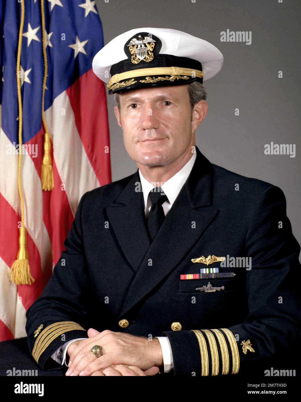 CAPT Robert E. Osmon, USN (covered). Country: Unknown Stock Photo - Alamy