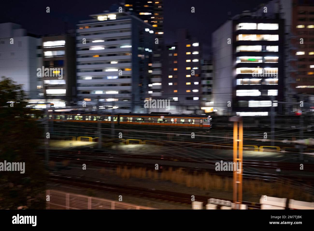 Tokyo, Japan. 6th Jan, 2023. The Chuo Rapid line departing Shinjuku ...