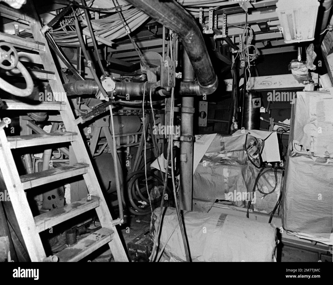 Cooling air conditioning on Black and White Stock Photos & Images - Alamy