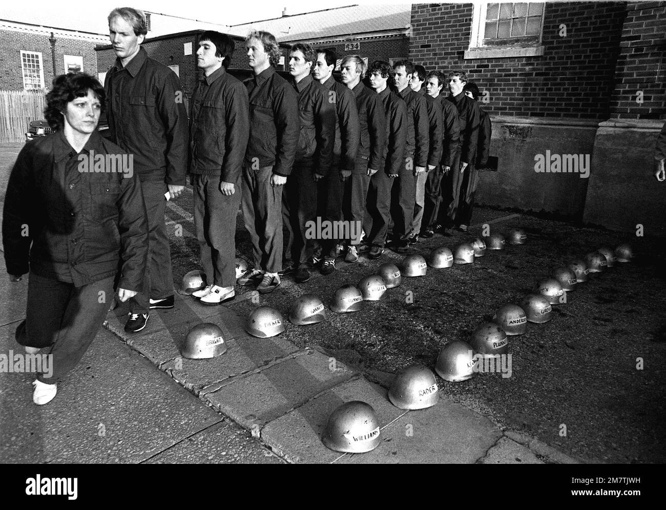 Officer candidate school candidates hi-res stock photography and images ...