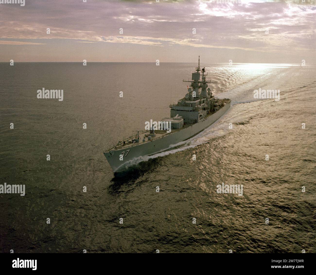 A port bow view of the nuclear-powered guided missile cruiser USS SOUTH CAROLINA (CGN-37 ...