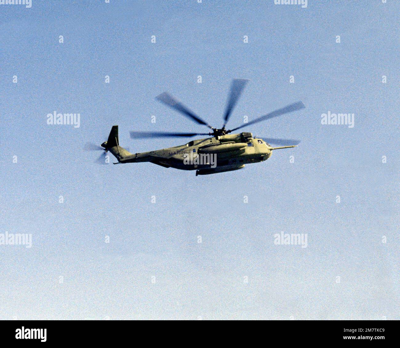 A view of a CH-53E Super Stallion helicopter equipped with an AAR-46 ...