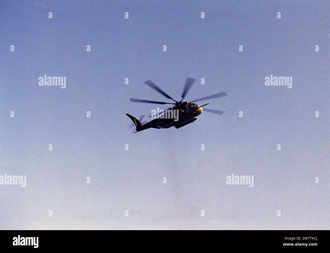 A view of a CH-53E Super Stallion helicopter equipped with an AAR-46 ...