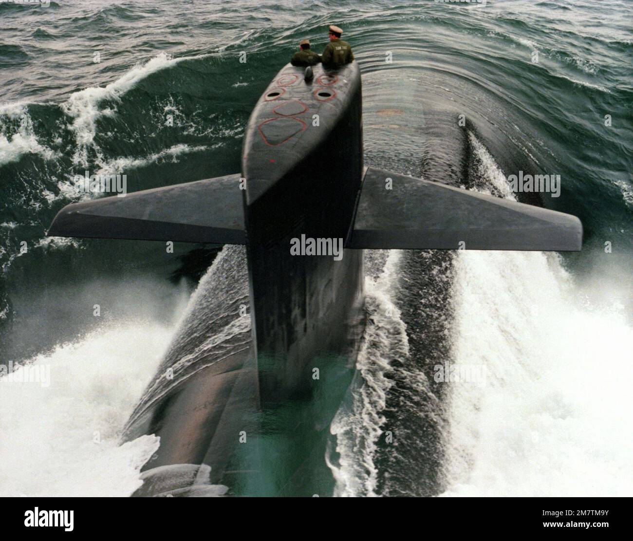 An elevated starboard view of the forward half of the Los Angeles Class nuclear-powered attack ...