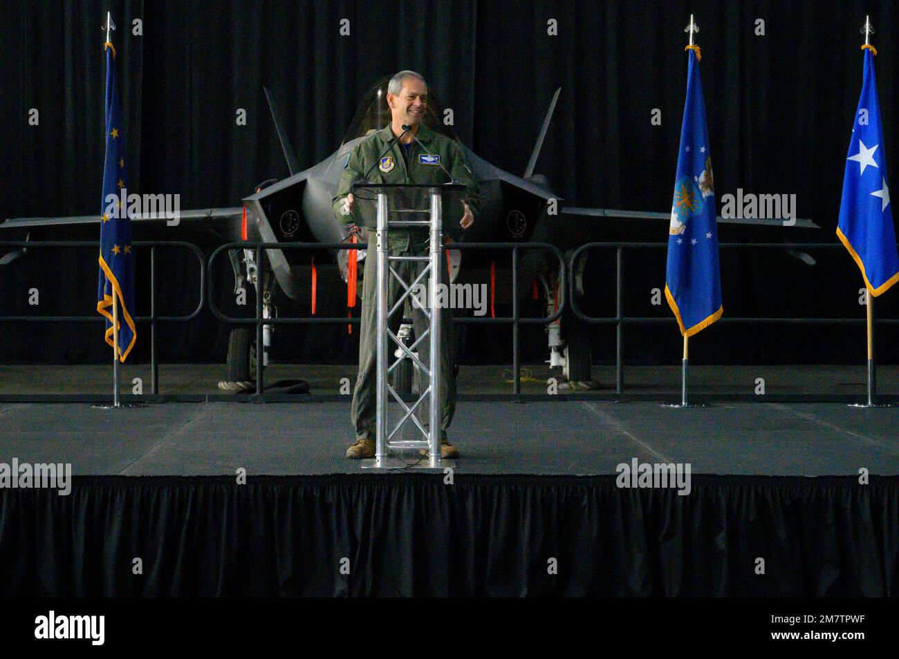 F 35 beddown hi-res stock photography and images - Alamy