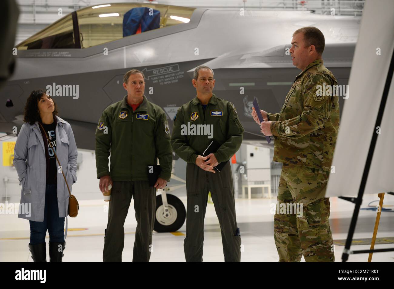 354th aicraft maintenance squadron hi-res stock photography and images ...