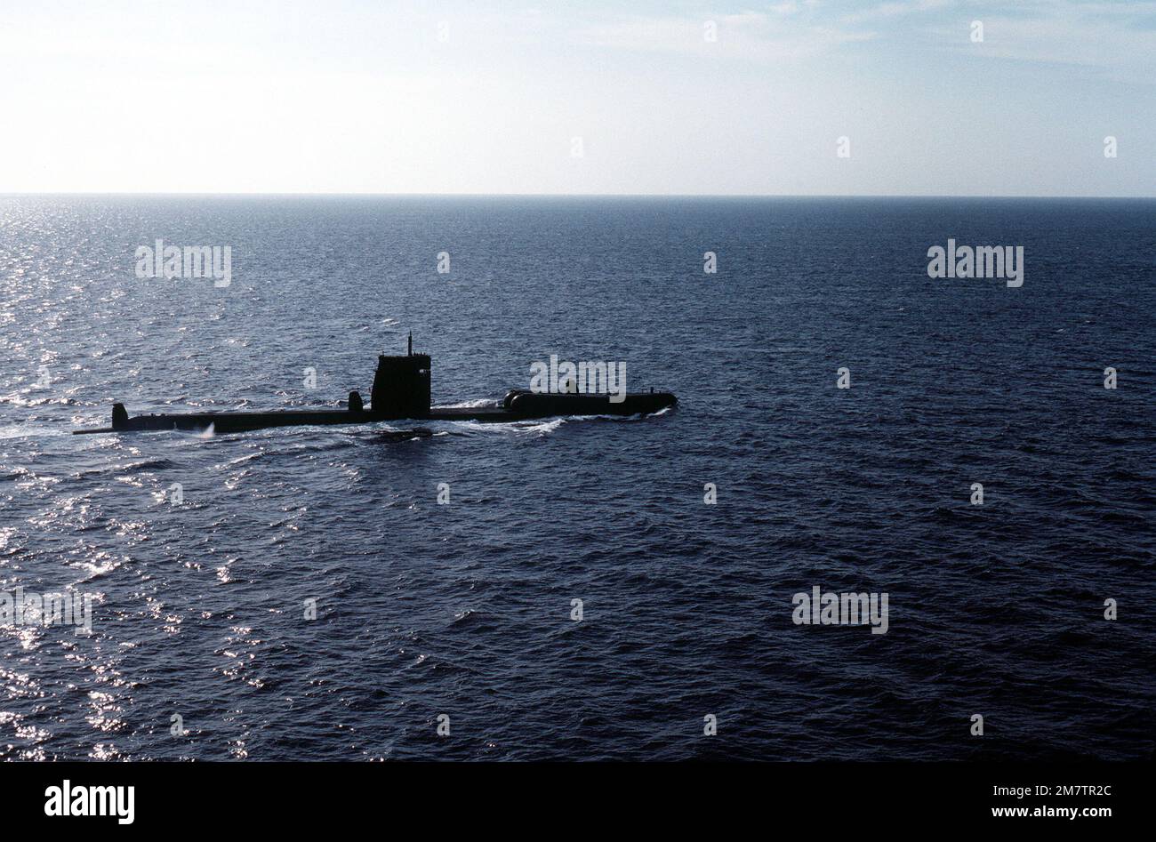 Aerial starboard view of the attack submarine USS GRAYBACK (SS-574 ...