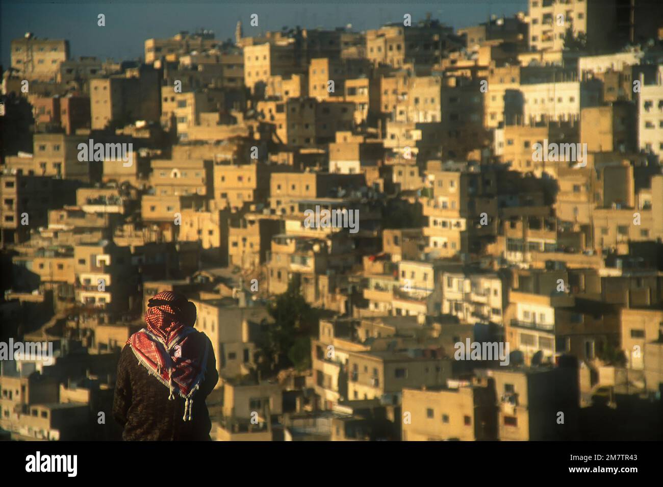 Wearing kaffiyeh hi-res stock photography and images - Alamy