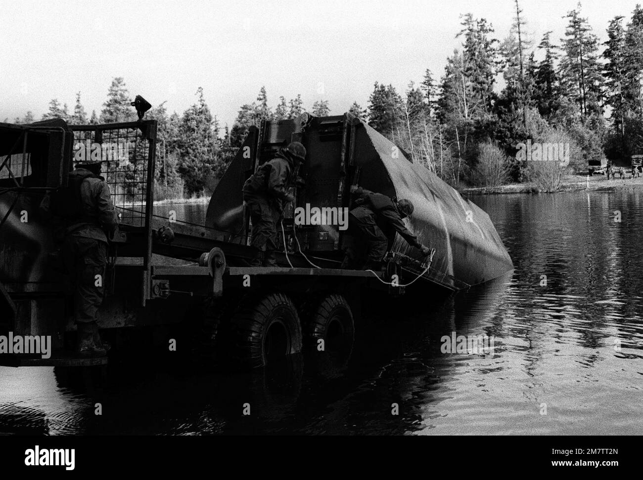 Cradle bridge Black and White Stock Photos & Images - Alamy