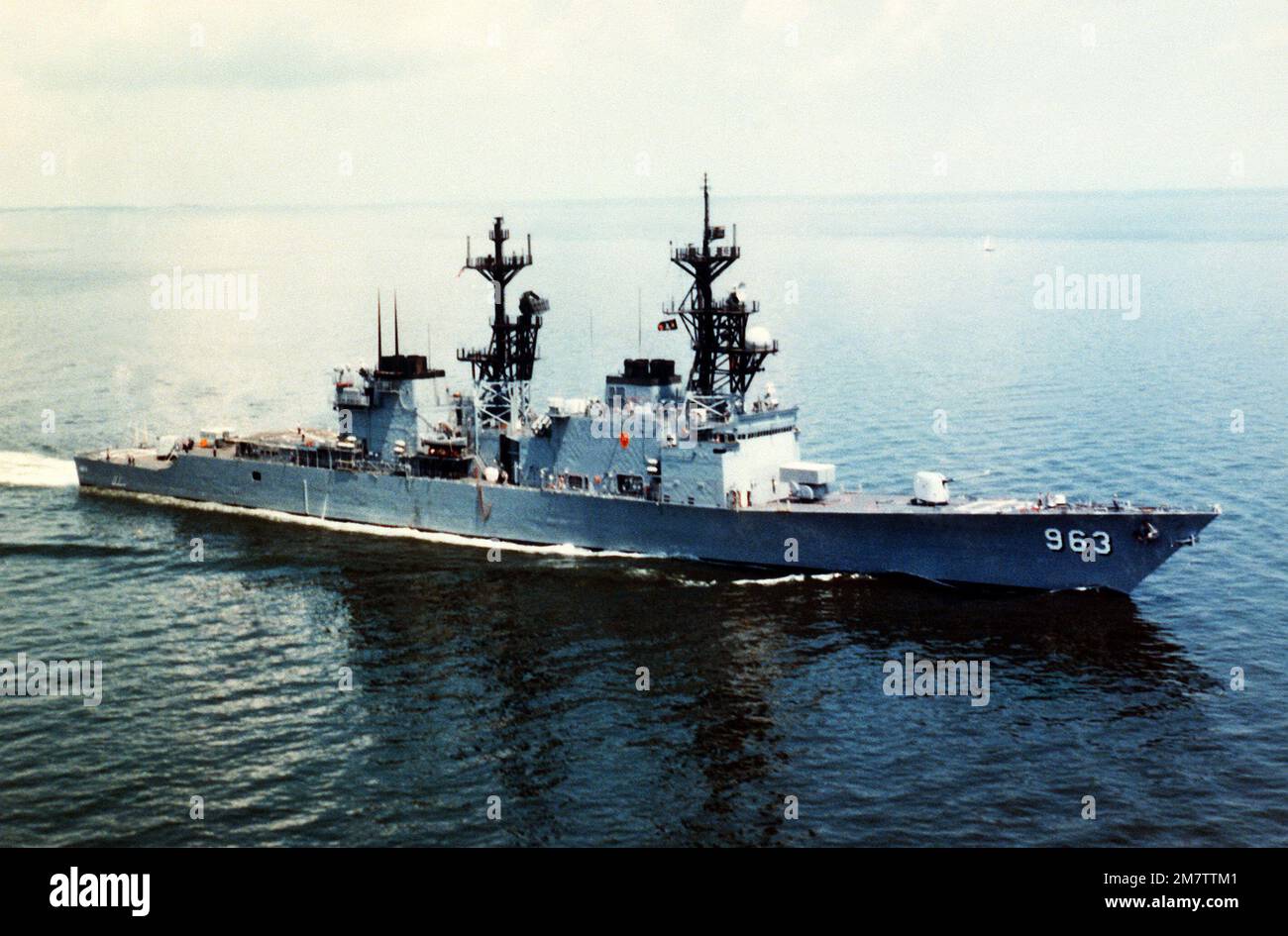 An aerial starboard bow view of the destroyer USS SPRUANCE (DD-963 ...