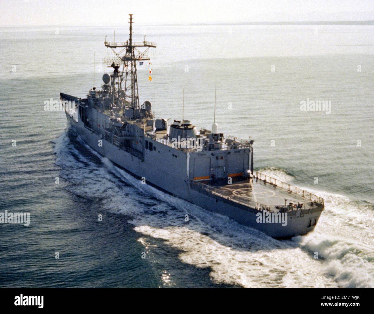 An aerial port quarter view of the guided missile frigate BOONE (FFG-28 ...