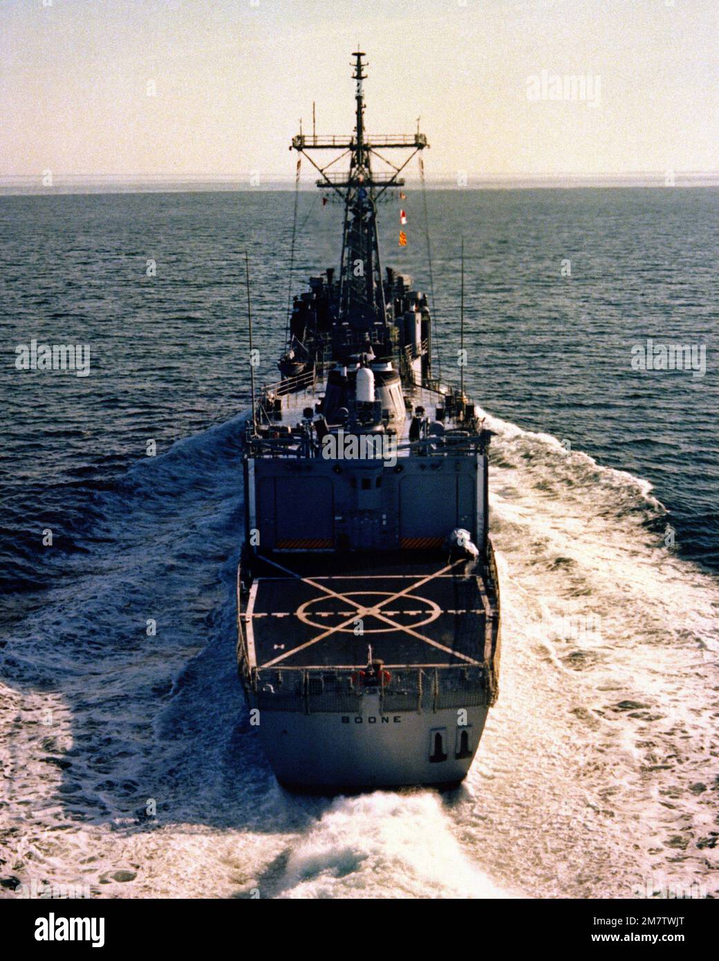 An aerial stern view of the guided missile frigate BOONE (FFG-28) as ...