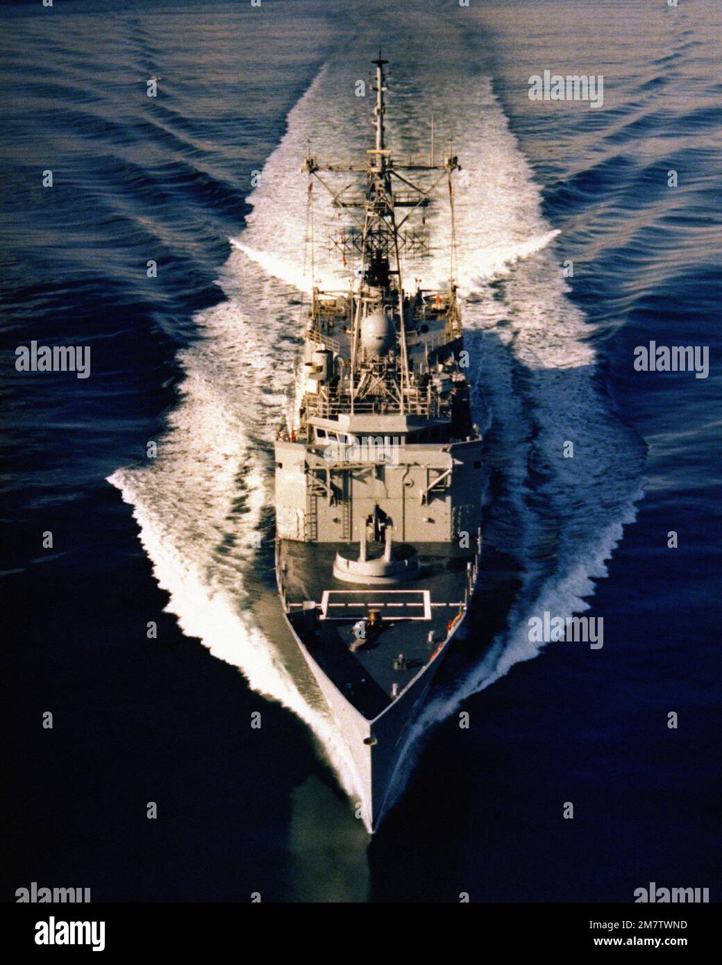 An aerial bow view of the guided missile frigate BOONE (FFG-28) as Todd ...