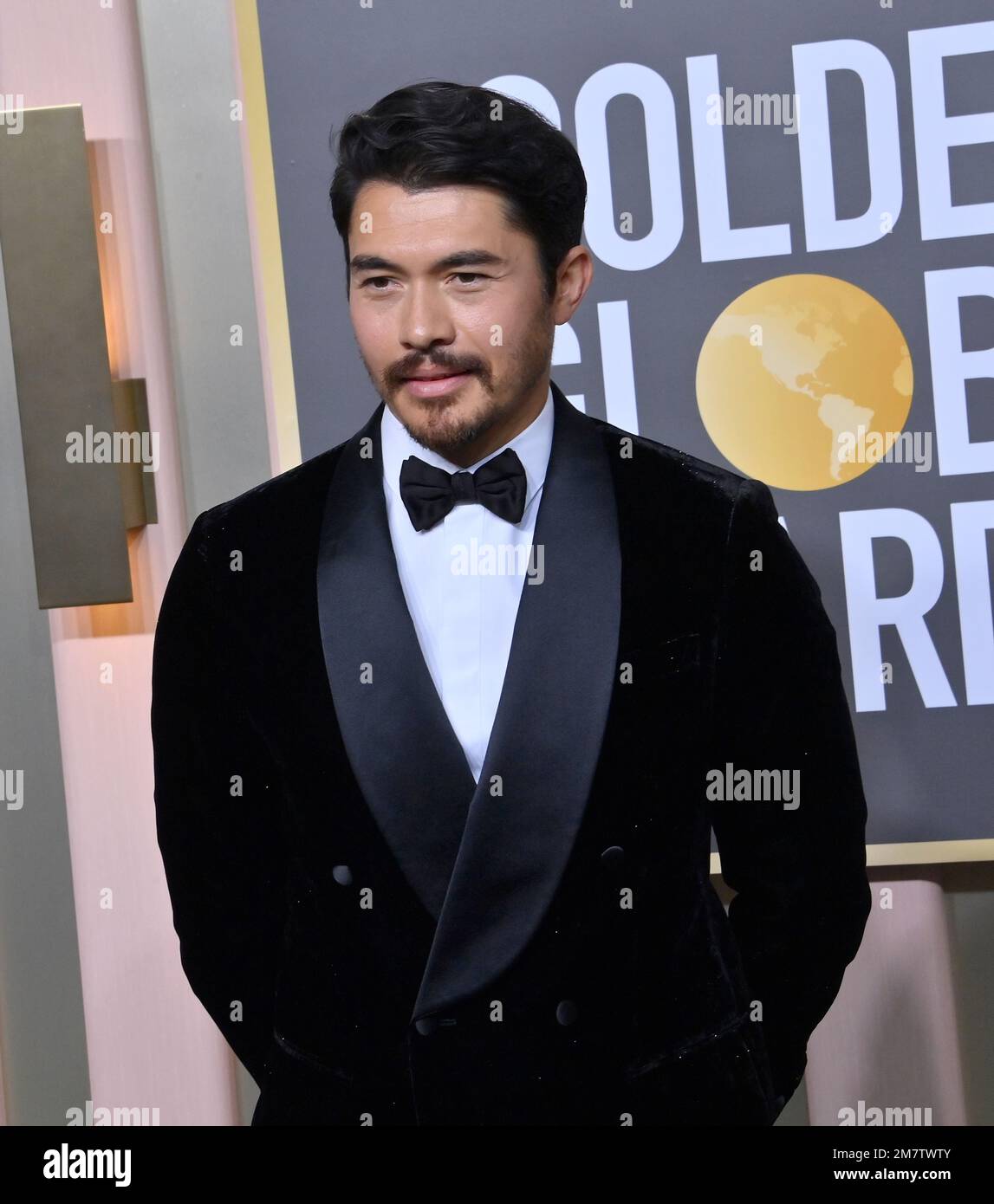 Beverly Hills, United States. 10th Jan, 2023. Henry Golding arrives for ...