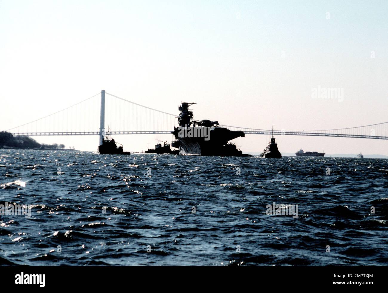 A bow view of the anti-submarine warfare support aircraft carrier ex ...
