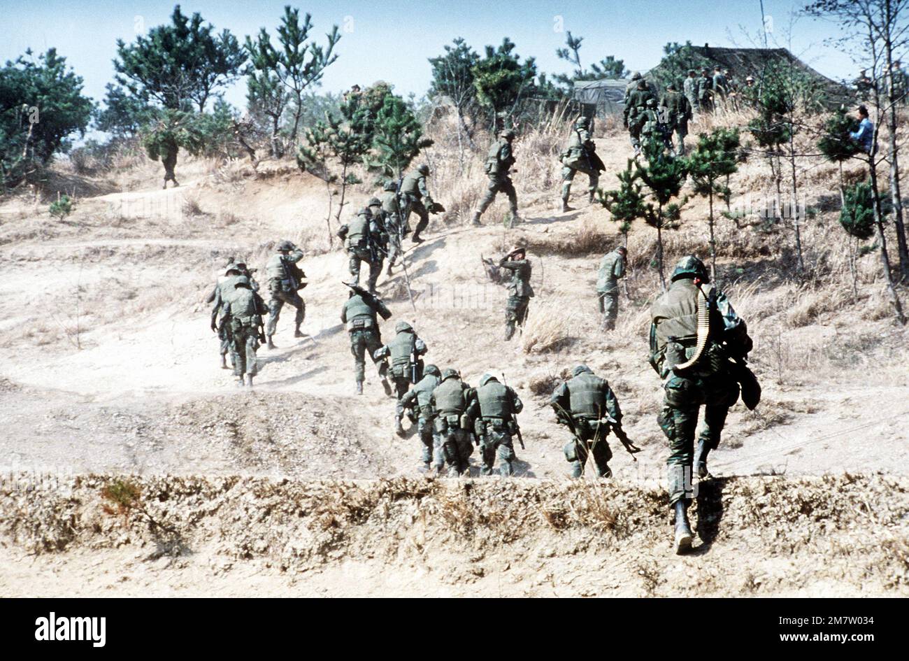 Men from the 9th Marine Infantry Regiment, Camp Pendleton, California ...