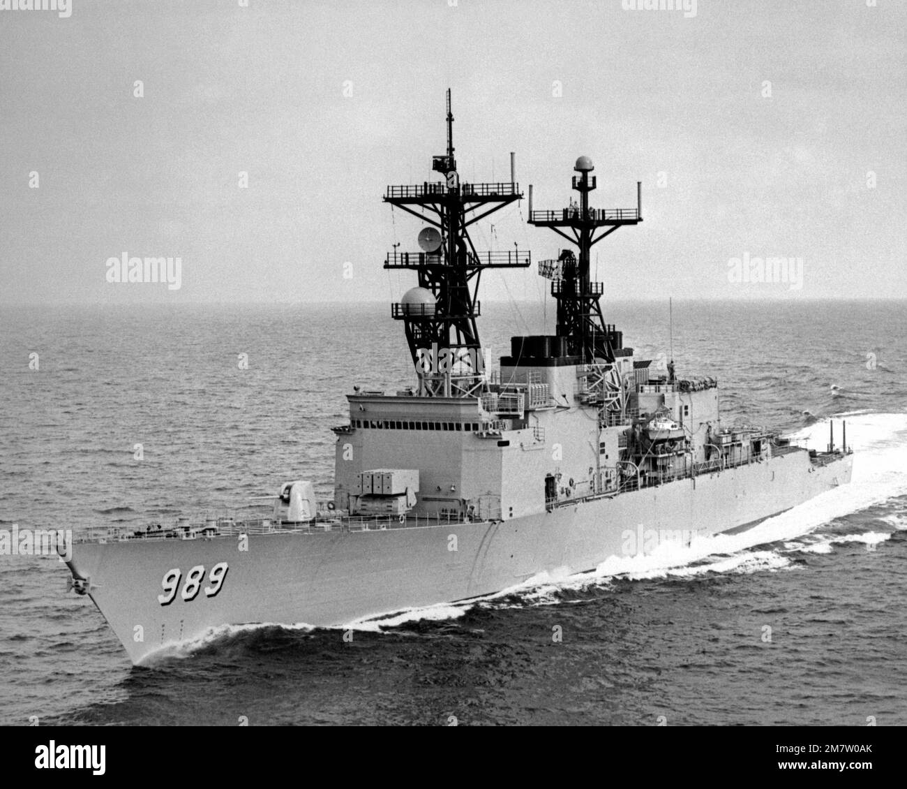A port bow view of the destroyer USS DEYO (DD-989) underway. Country: Atlantic Ocean (AOC Stock ...