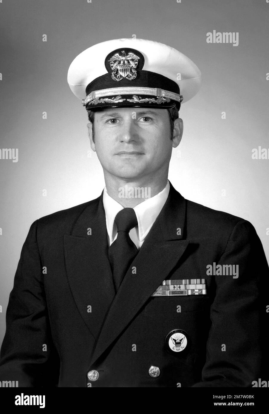 CDR Van E. Powell, USN (covered). Country: Unknown Stock Photo - Alamy