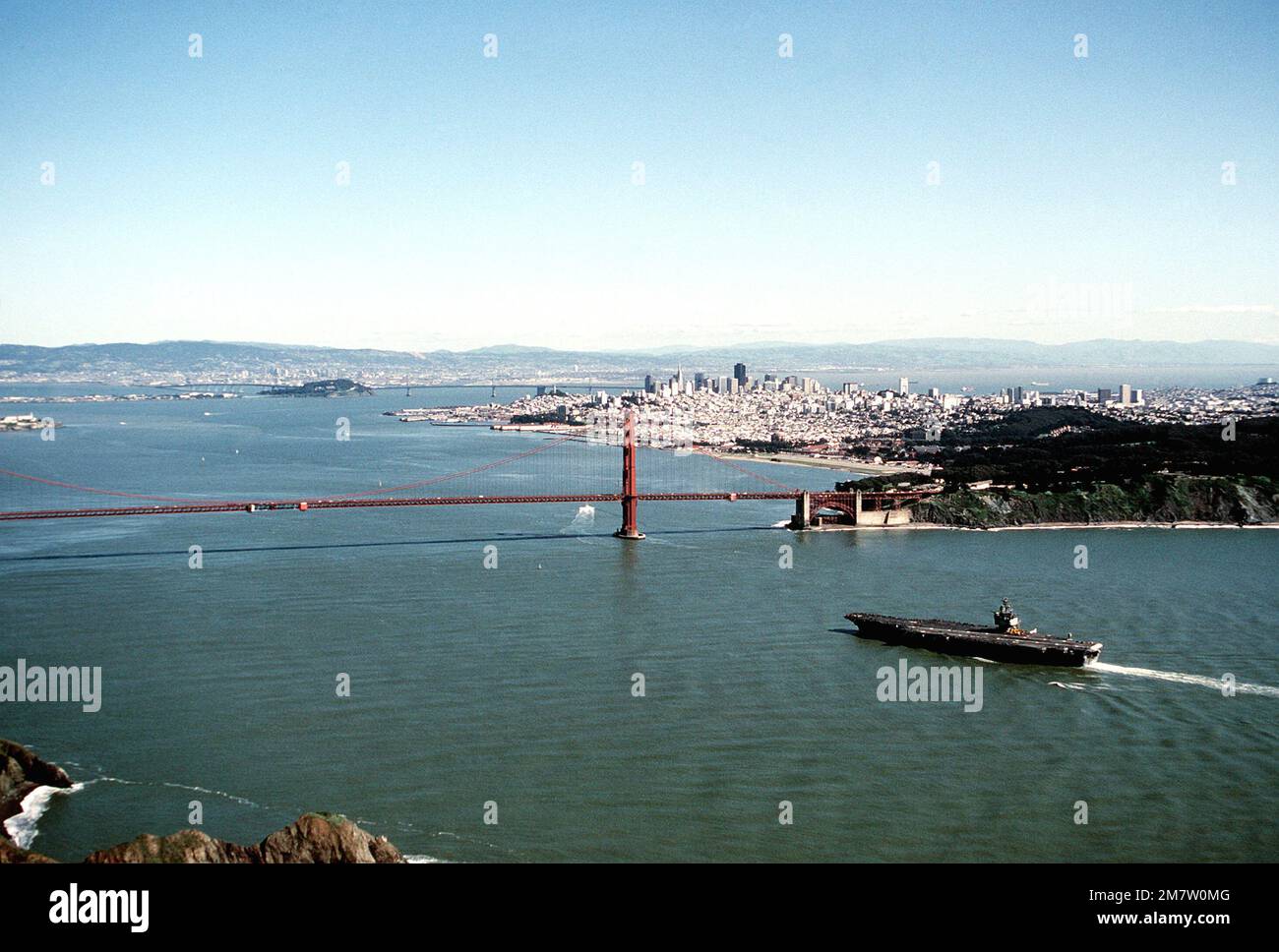 A port quarter view of the nuclear-powered aircraft carrier USS ...