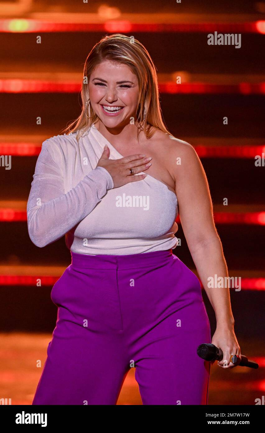 Leipzig, Germany. 22nd Oct, 2022. Swiss pop singer Beatrice Egli is on ...