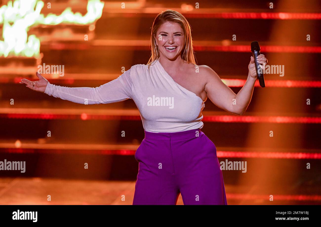 Leipzig, Germany. 22nd Oct, 2022. Swiss pop singer Beatrice Egli is on ...