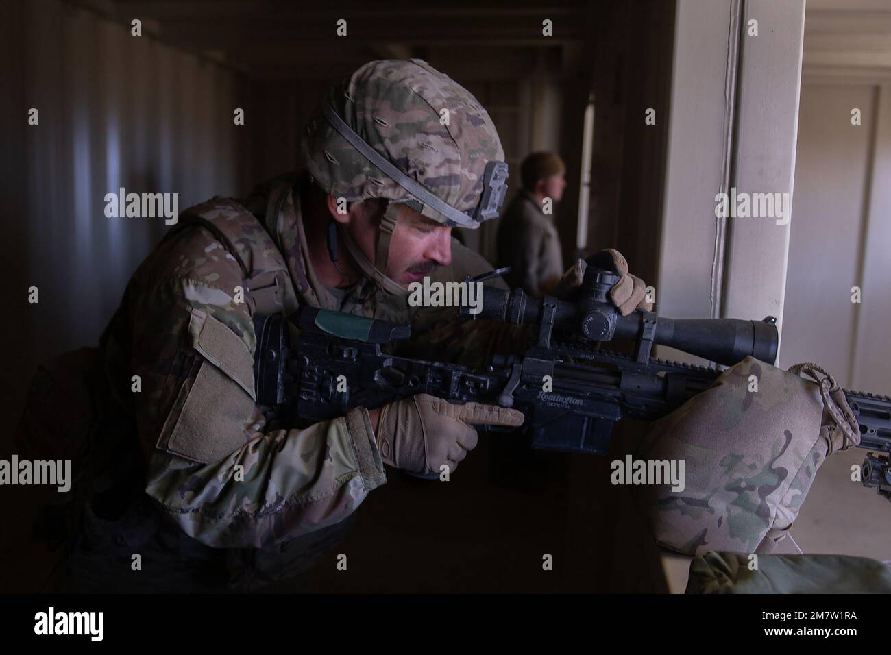 Sniper detection hi-res stock photography and images - Alamy