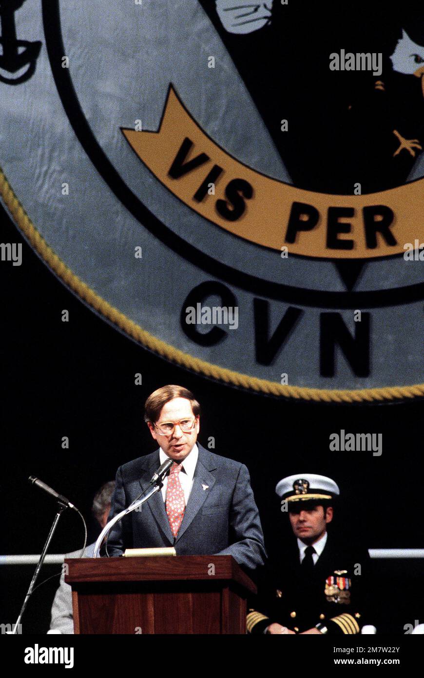 Sen. Sam Nunn, D-Georgia, speaks during the commissioning ceremony for ...