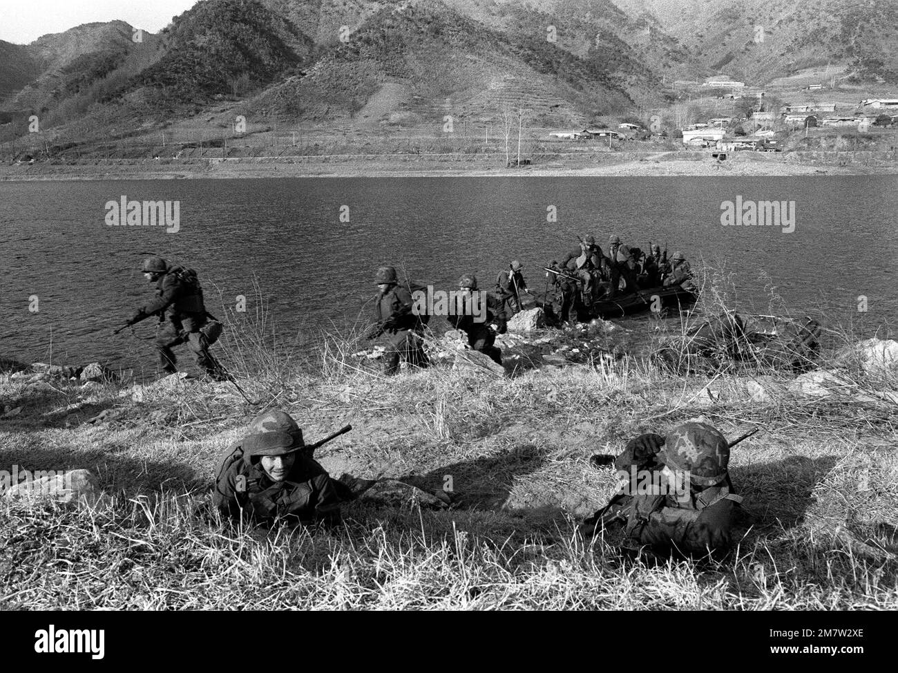 Members of the 1ST Battalion, 21st Infantry, 25th Infantry Division ...
